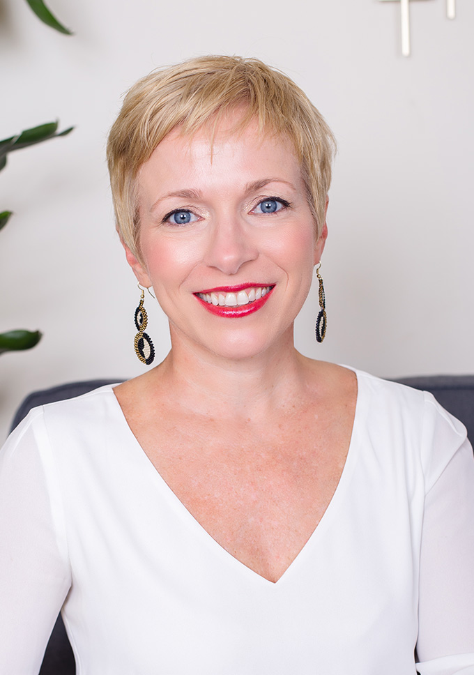 Angie Rush, LCSW (she/her/hers) - Rooted Connections Counseling